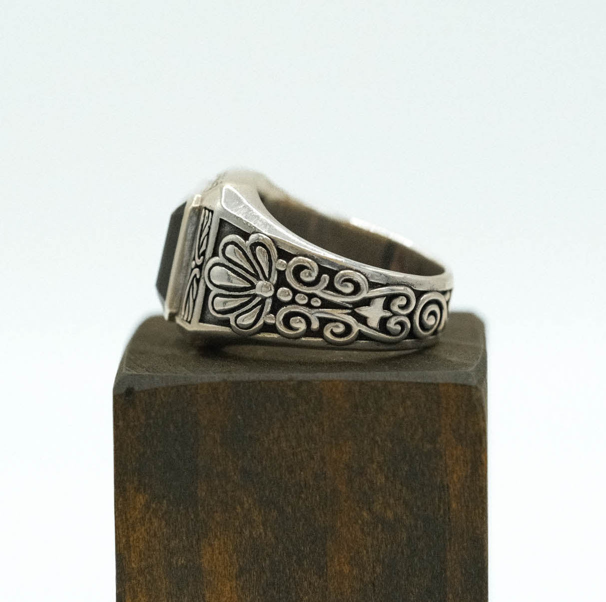 Rocco Ring – LHN Jewelry